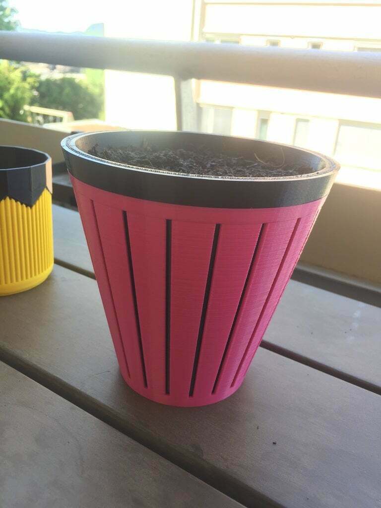 Free STL file Basic Flower Pot With Shell (Parametric)・Design to ...