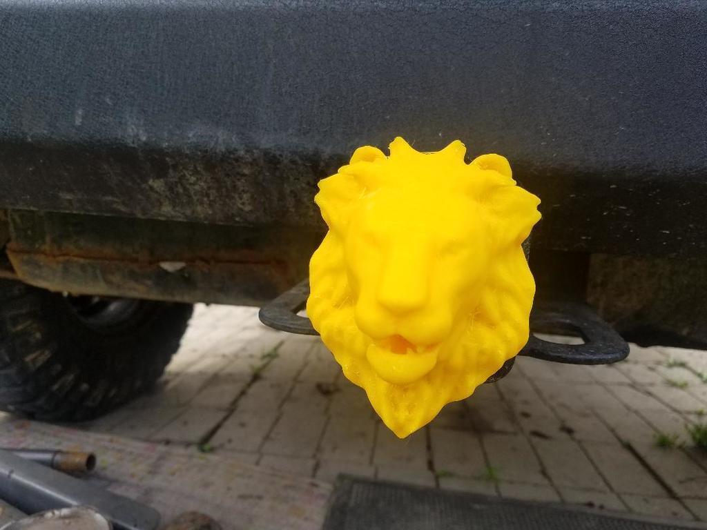Free STL file 2" Receiver Cover w/Lion head - just snaps in・3D ...