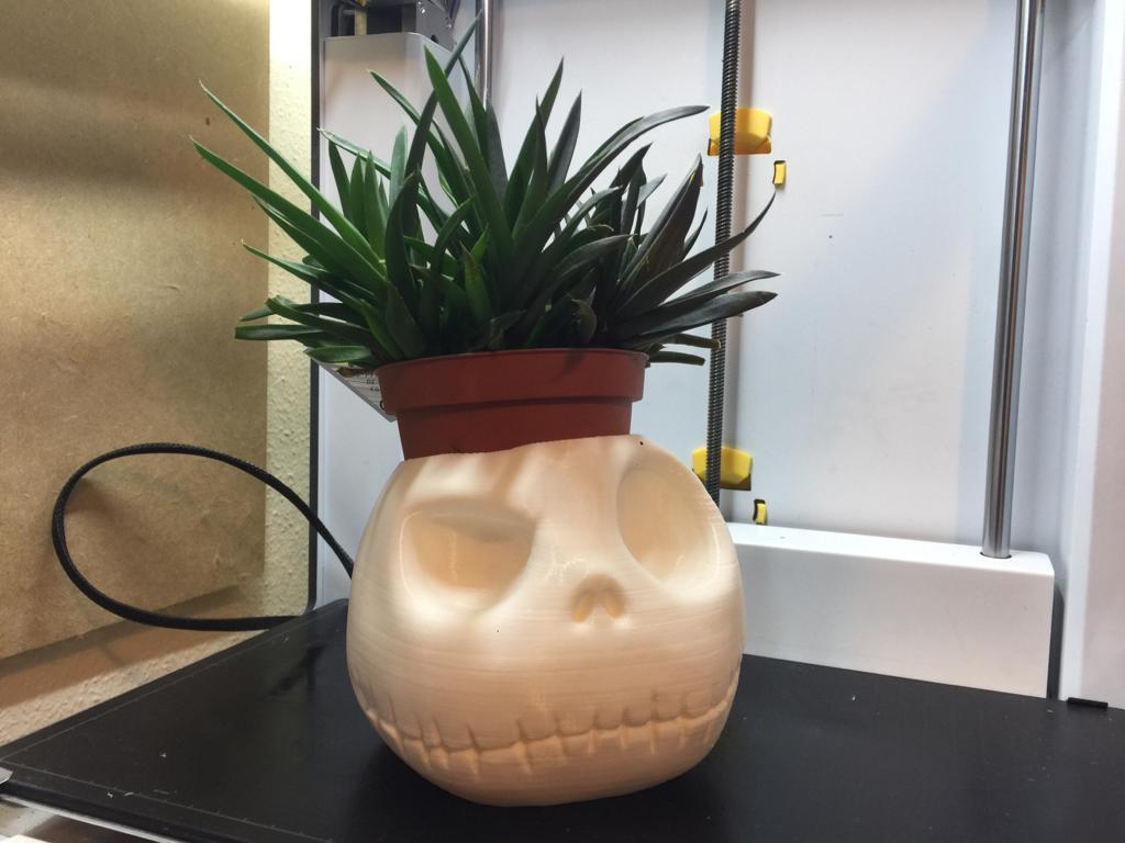 STL file Jack Skellington Pot - Jack Skeleton Pot・3D printing template ...