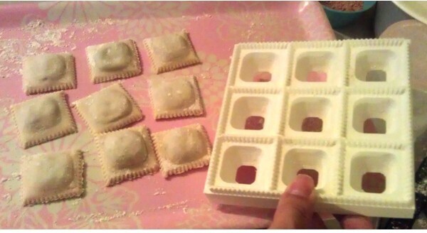 Free STL file Ravioli Maker・3D printable model to download・Cults