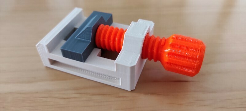 Free 3D file Nano Vice - Remix・3D printable model to download・Cults