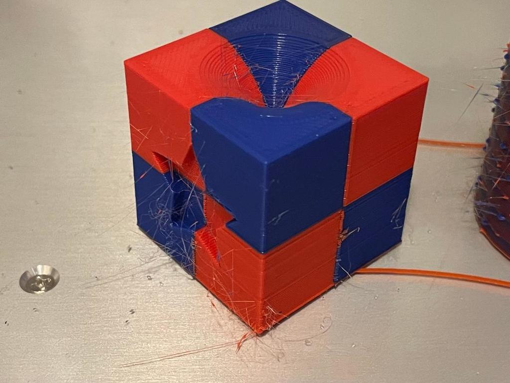 Free STL file Geeetech Multi Color Test Cube 🎨・Model to download and 3D ...