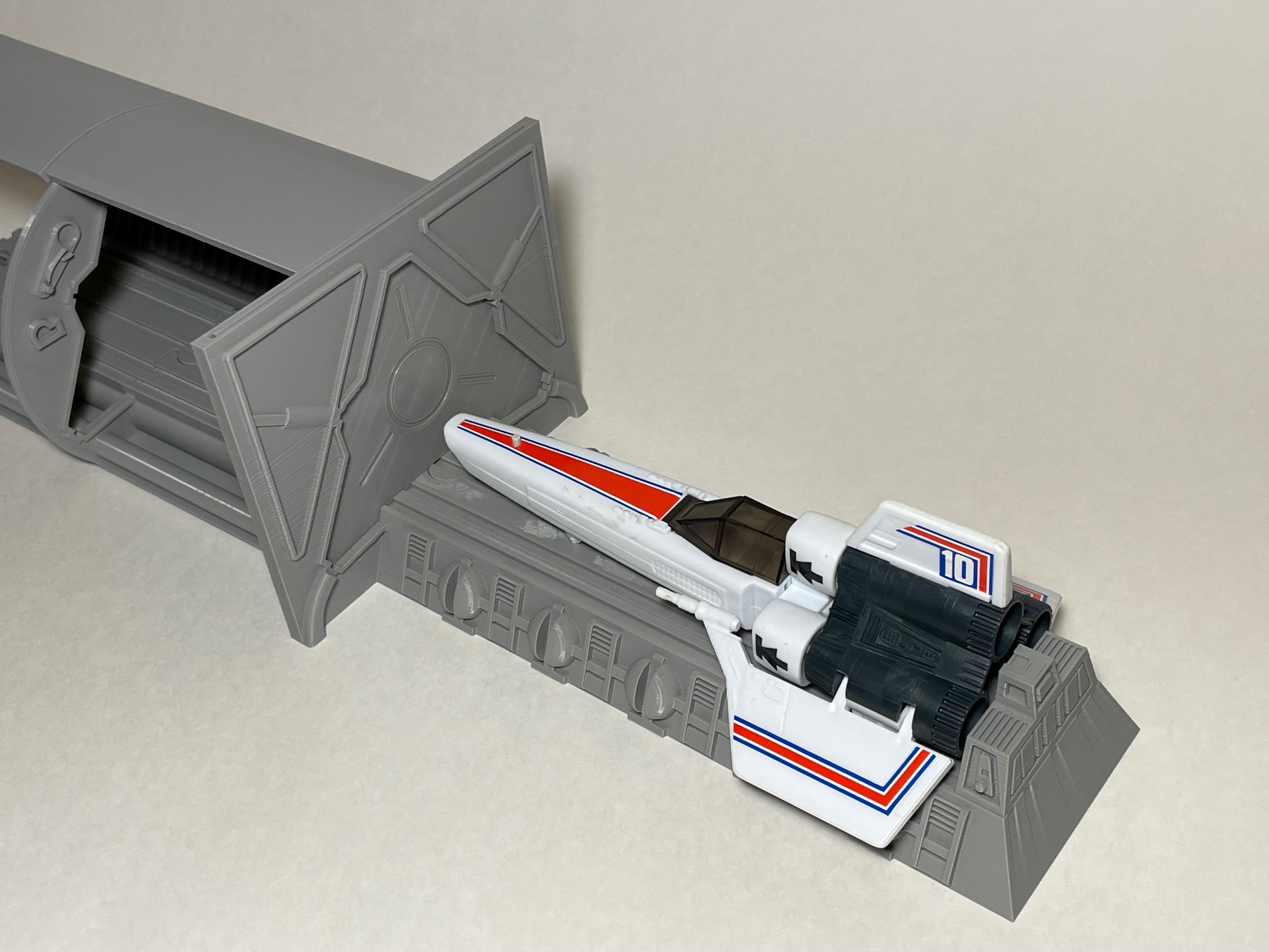 STL file 1978 Mattel Colonial Viper Launch Tube・3D printable model to ...