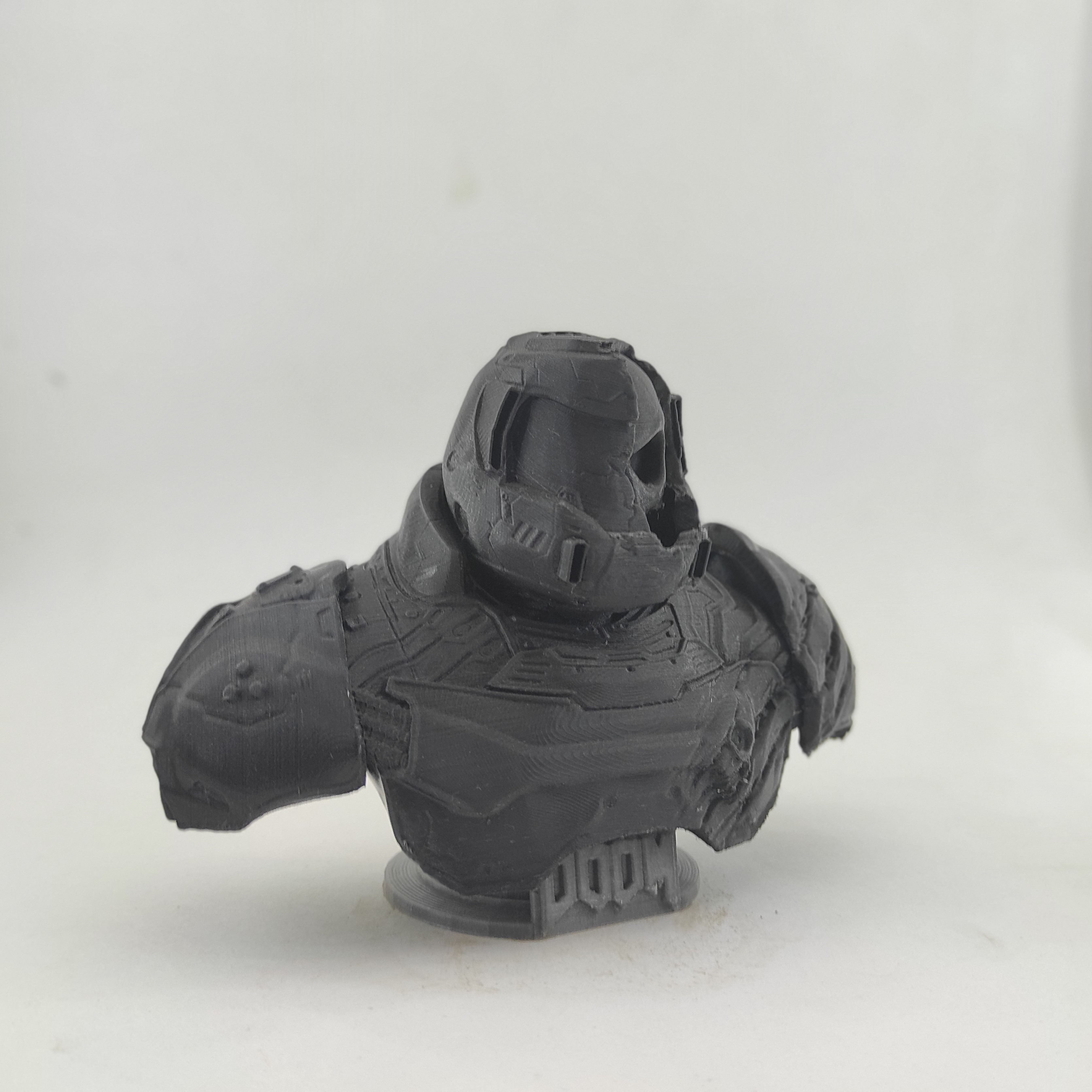 STL file DOOM SLAYER skull 💀・Template to download and 3D print・Cults