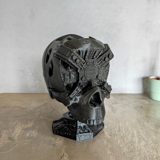 3D printable CYBER SKULL (CYBERPUNK 2077) • made with Jguarora a3s ・ Cults