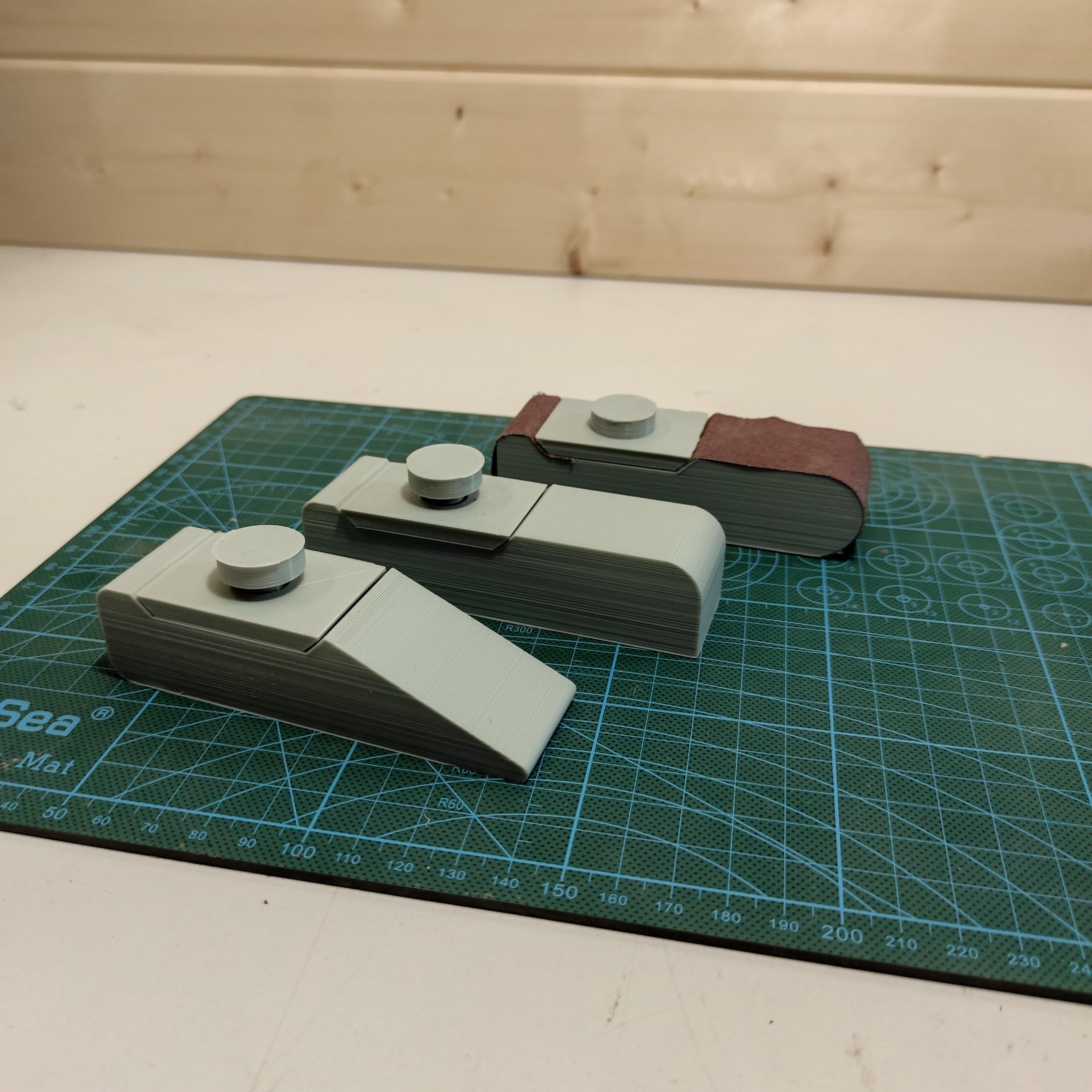 3D printed Sand Paper Handles • made with Jguarora a3s・Cults