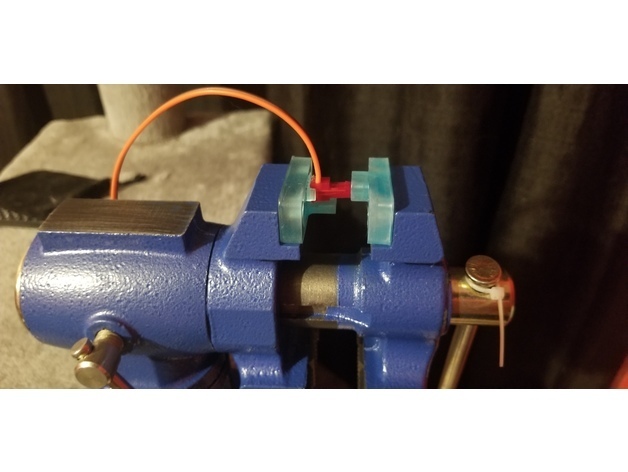 STL file MTA 100 Vice crimp jaws・Template to download and 3D print・Cults