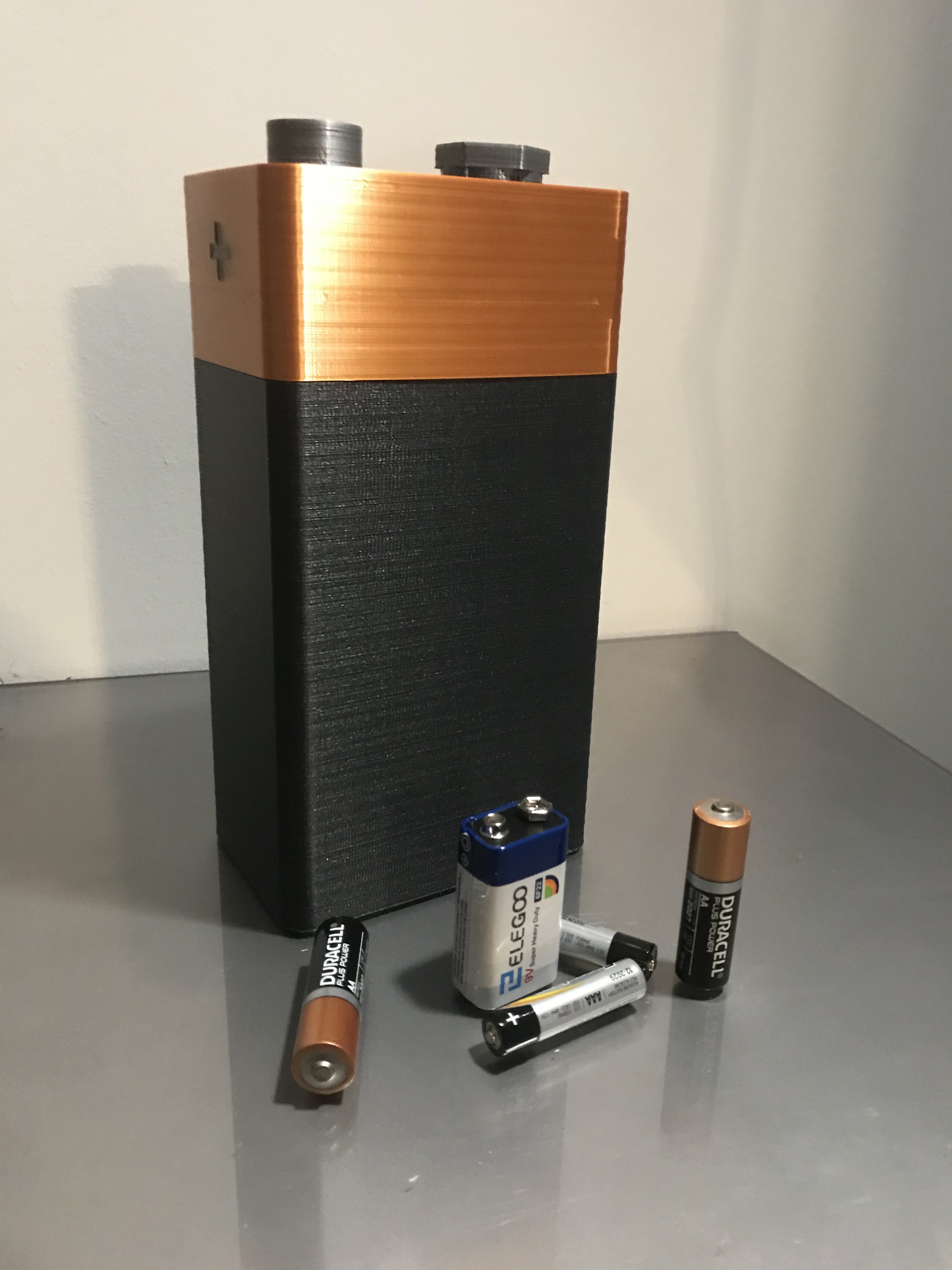 Free 3D file Battery box 🔋・Object to download and to 3D print・Cults