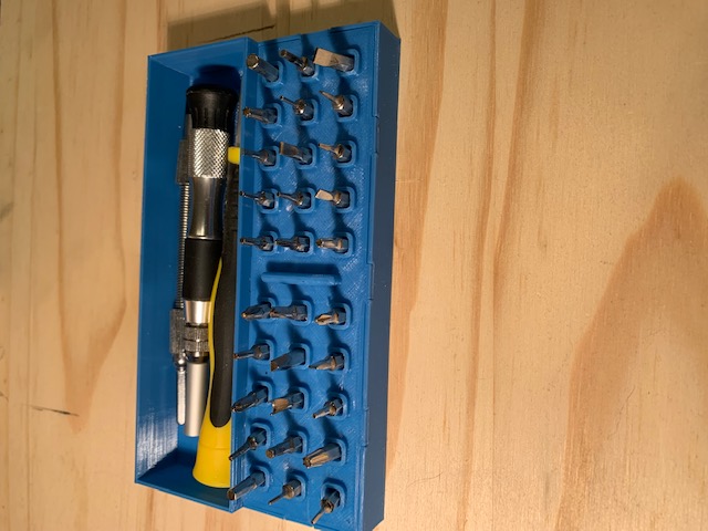 Free STL file screwdriver bit holder・Design to download and 3D print・Cults
