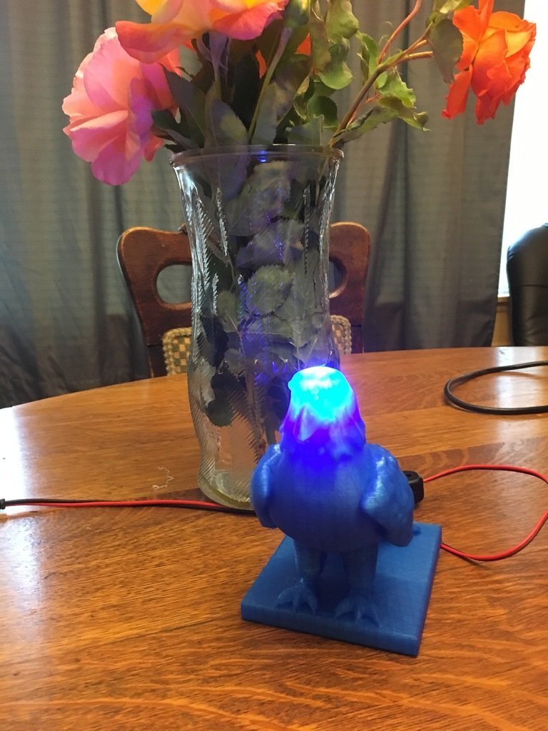 Free STL file Eagle Lamp/Nightlight 🦅・3D printing model to download・Cults