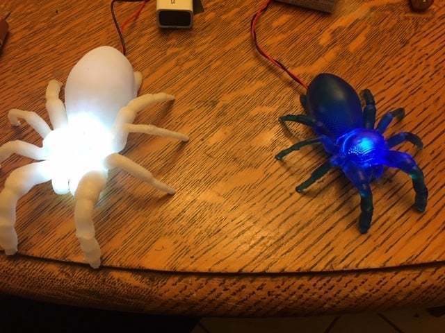 Free STL file Jumping Spider Light 🕷️・3D printing model to download・Cults