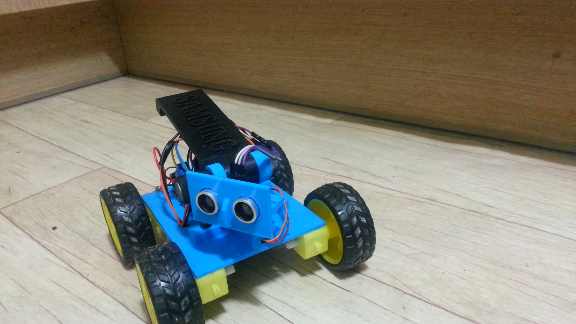 Free STL file Create a robot car to avoid obstacles・3D printer model to ...
