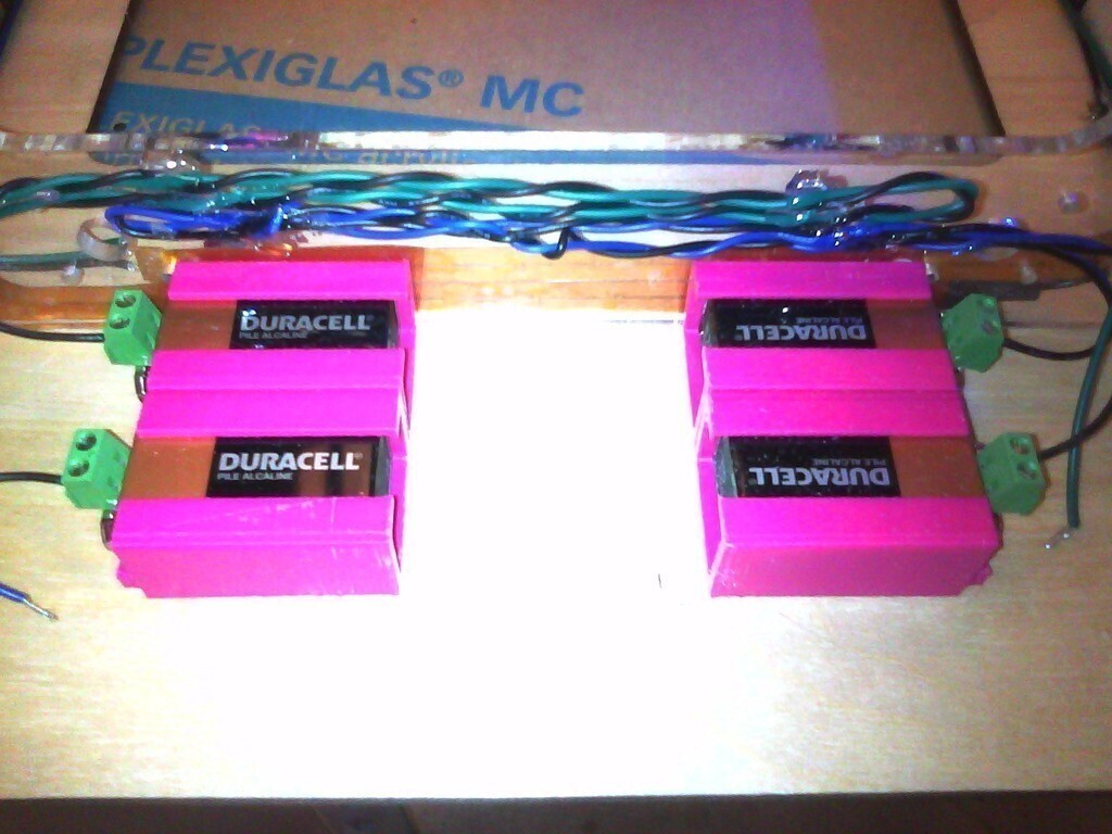 Free STL file 9Volt battery Holder・3D printer model to download・Cults