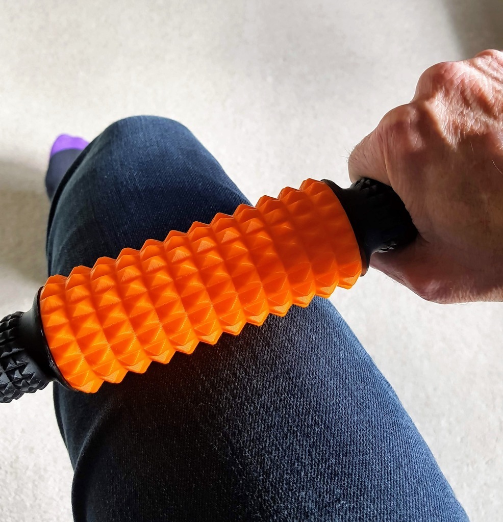 Archivo 3D gratis Rodillo deportivo para masaje muscular y podal 🥧 ...