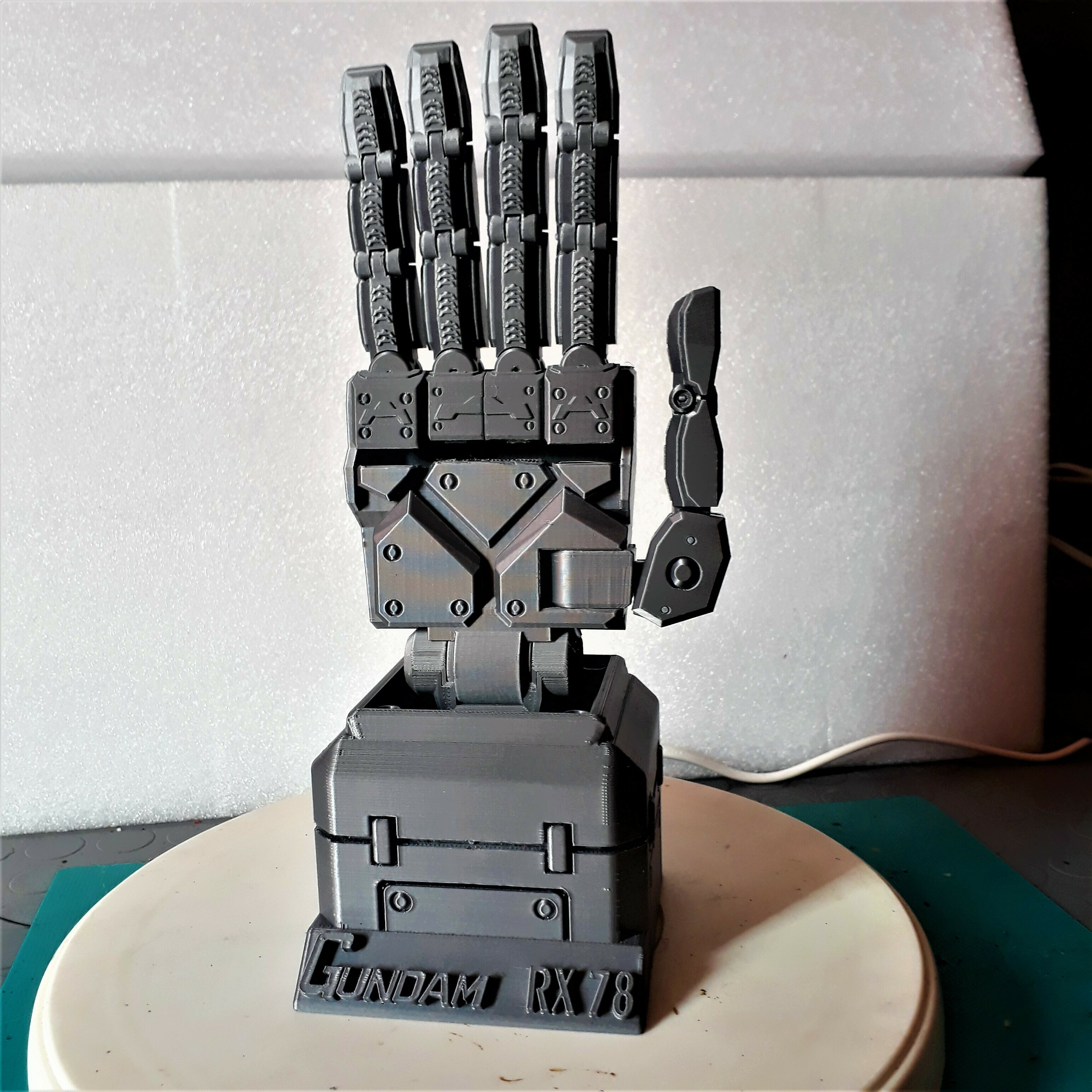 3D file Gundam RX78 Perfect Hand 🤖・3D printing model to download・Cults