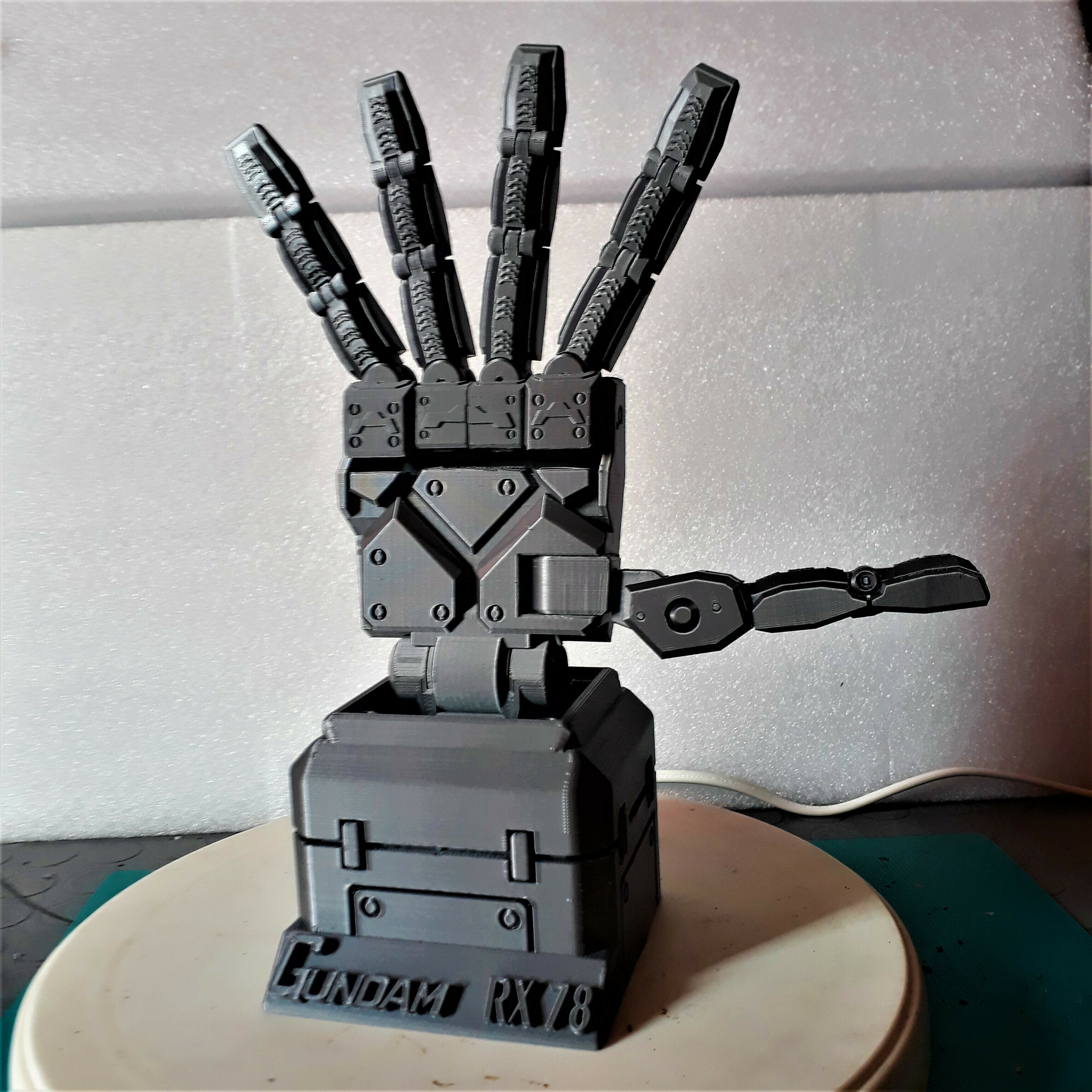 3D file Gundam RX78 Perfect Hand 🤖・3D printing model to download・Cults