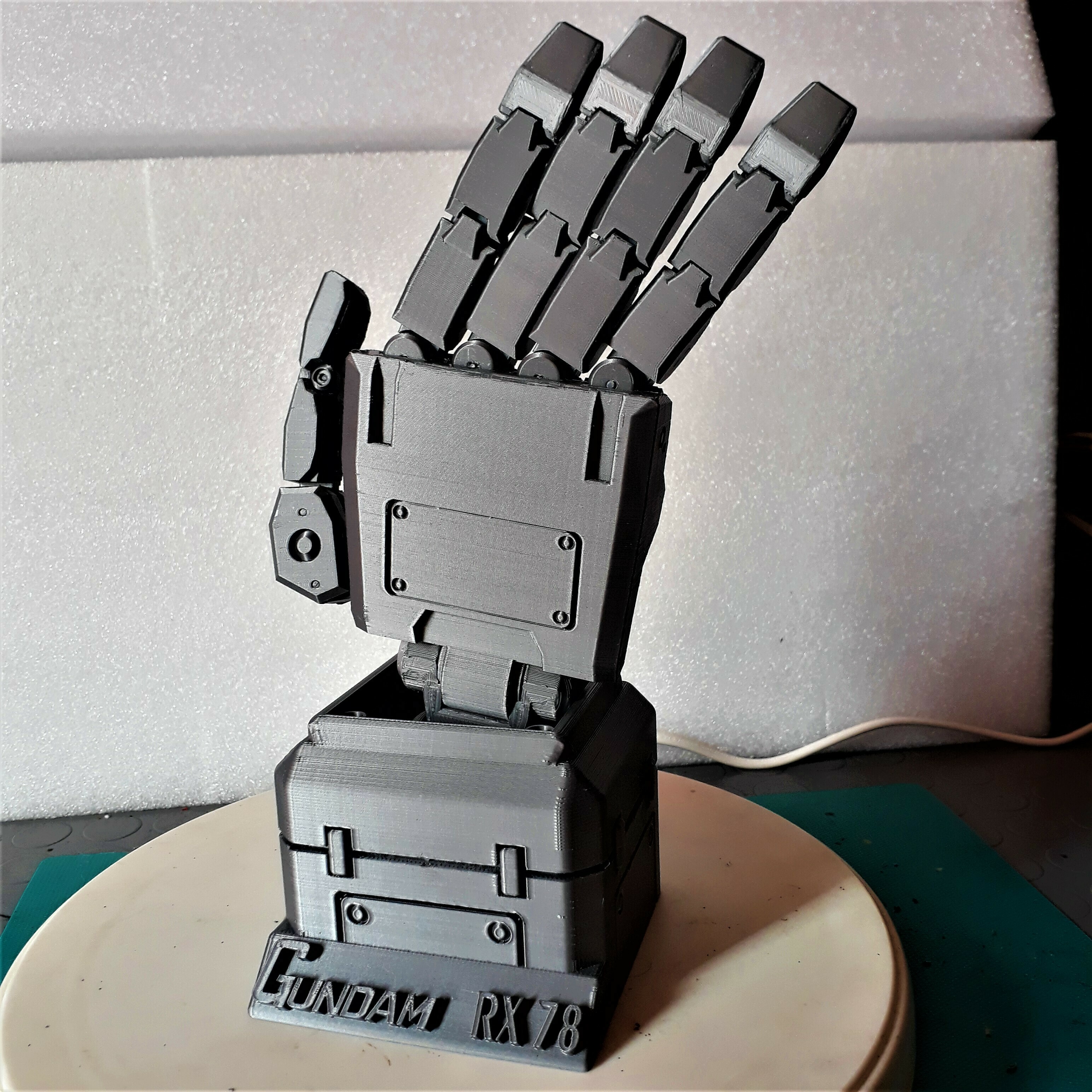 3D file Gundam RX78 Perfect Hand 🤖・3D printing model to download・Cults