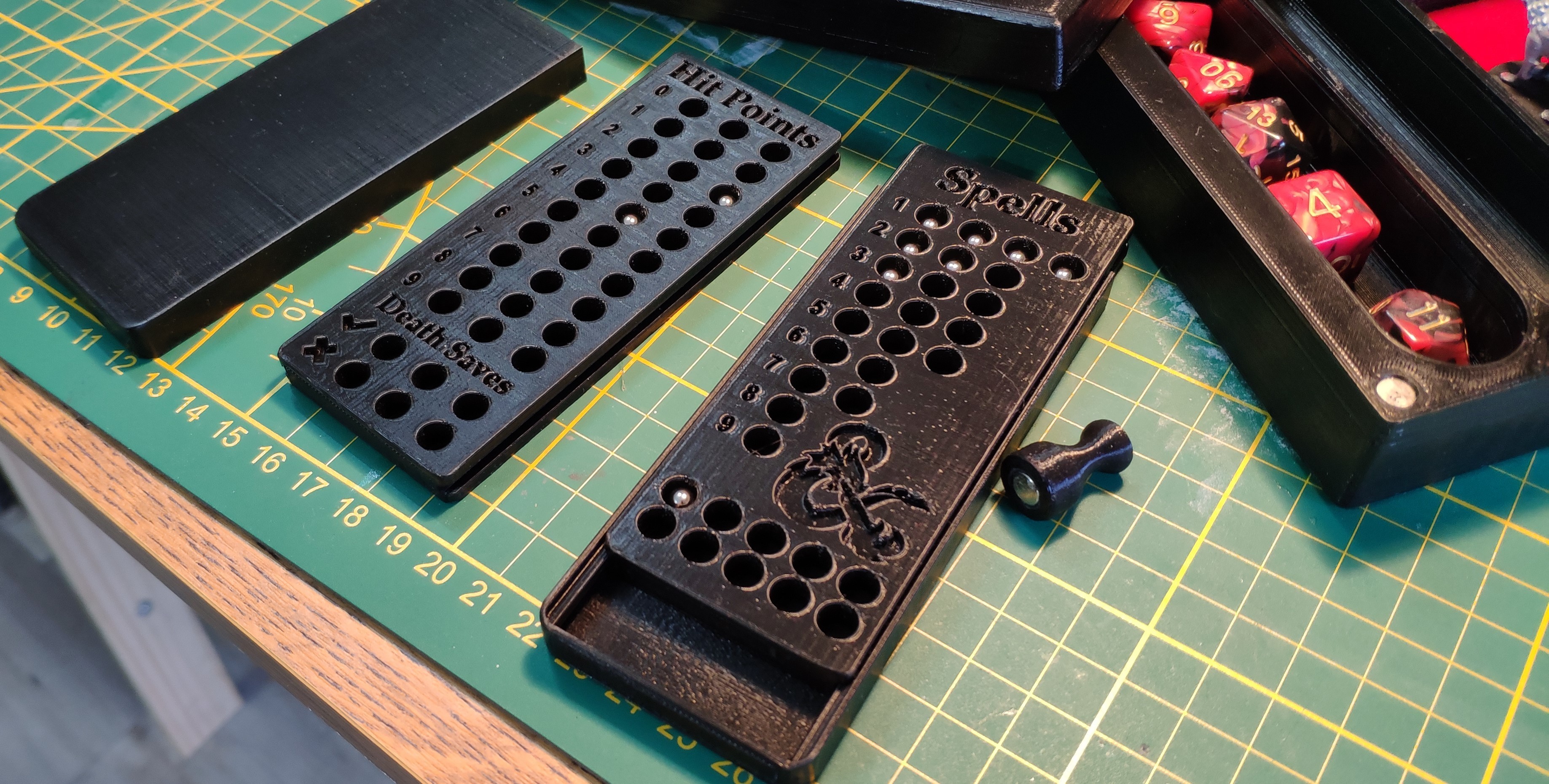 STL file Ultimate DnD Box 📦・3D printing template to download・Cults