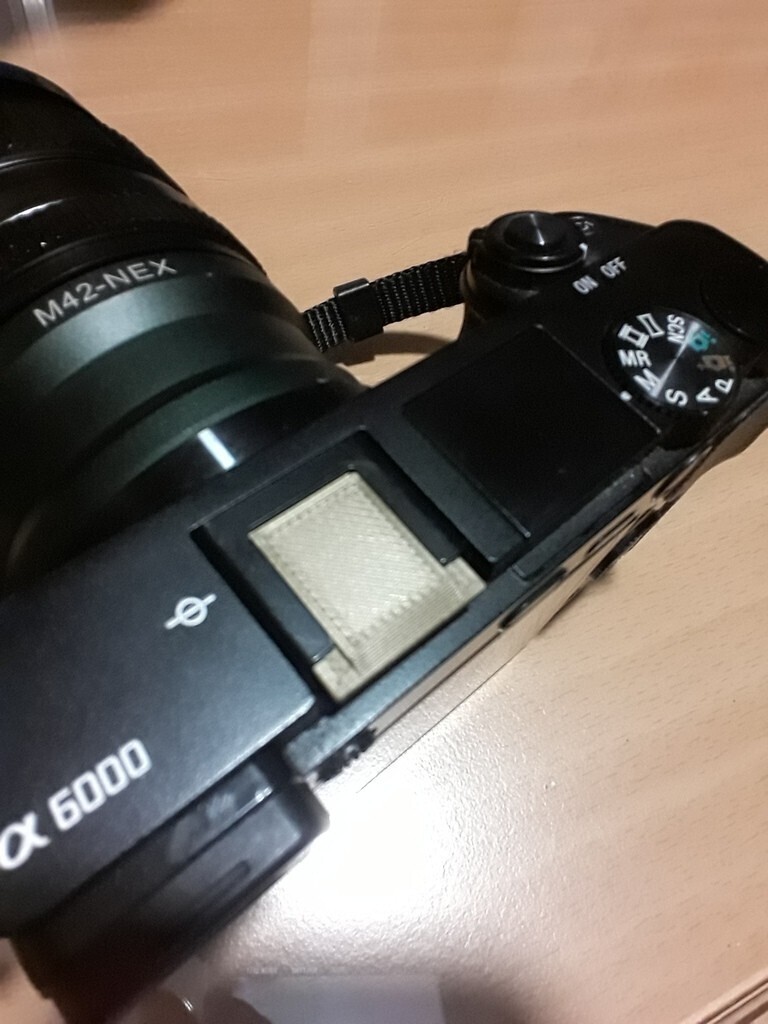 Free STL file flash cover on the camera・3D print design to download・Cults