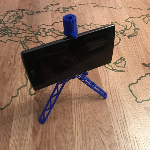 3D printing Mobile phone tripod • made with anycubic kossel linear plus ...
