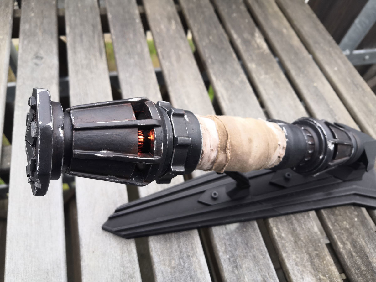 Free STL file Rey lightsaber + base, easy to print ・3D printing model ...