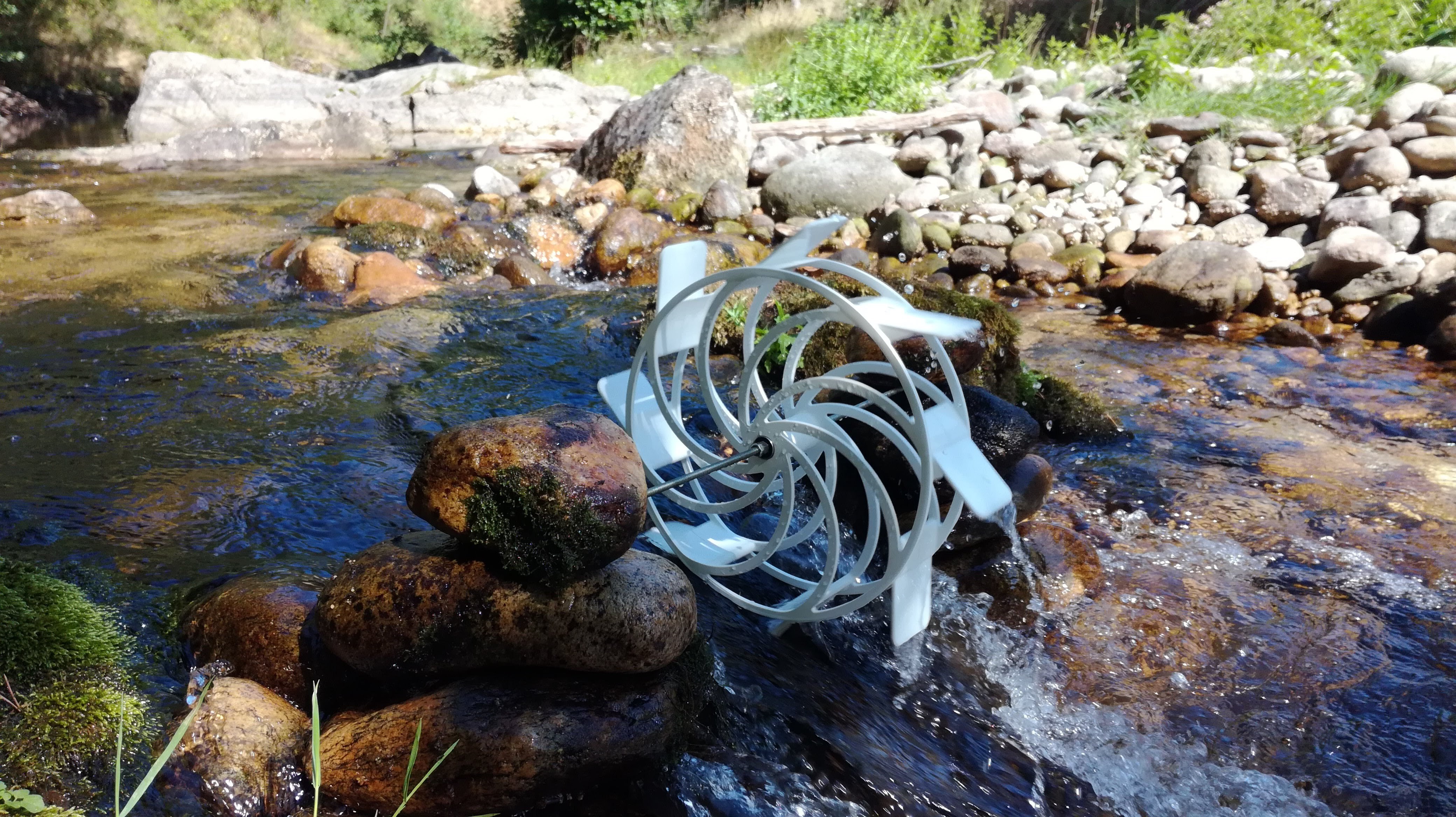 Free STL file Waterwheel _ Moulin à eau・3D printing idea to download・Cults