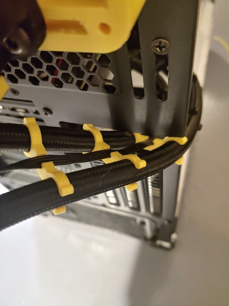 Free STL file AIO GPU COOLER HOSE COMBS・3D printer design to download・Cults