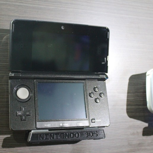 Download STL file stand nintendo 3ds • 3D printer template ・ Cults