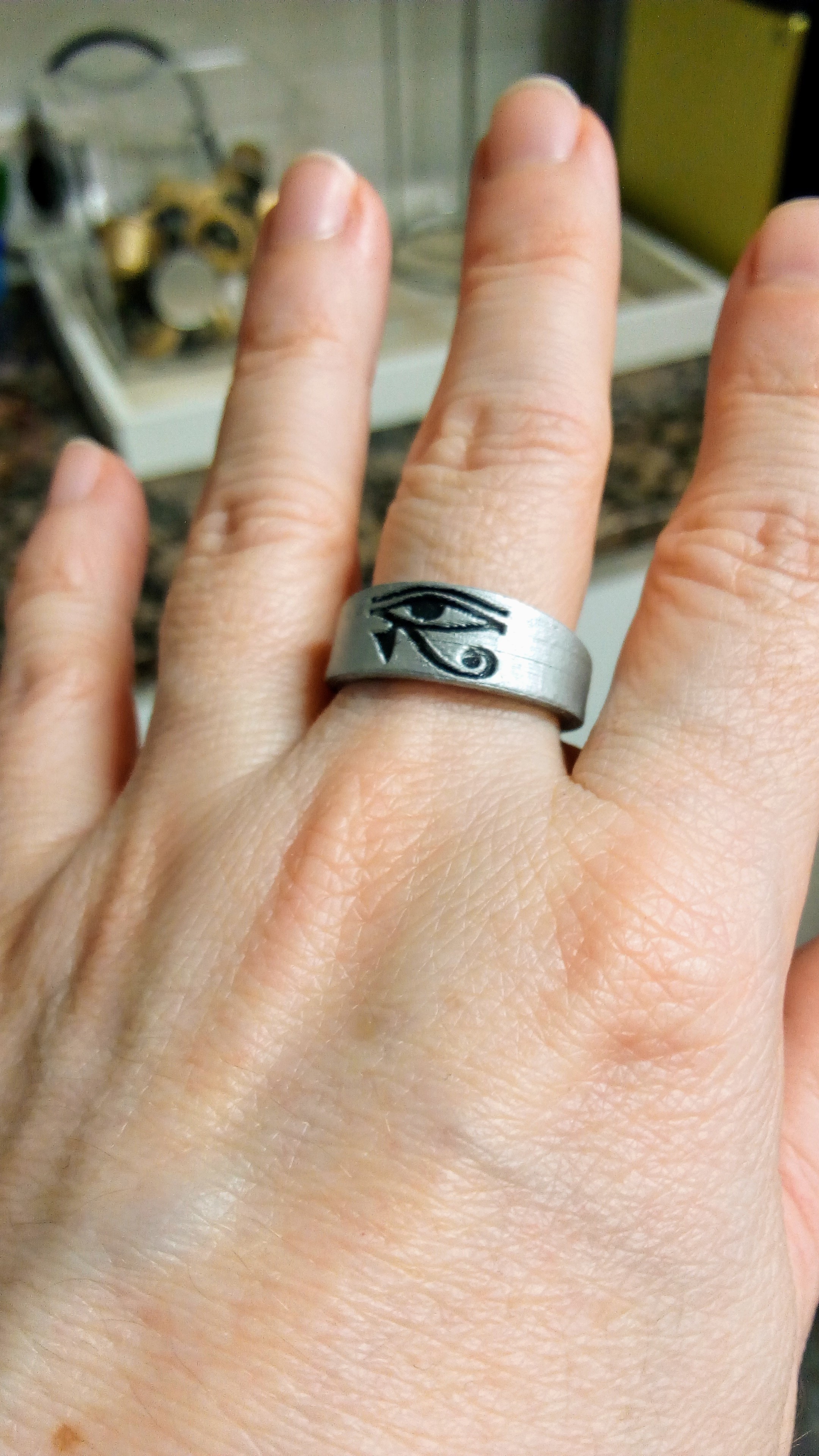 Free 3D file Horus eye ring・3D printer design to download・Cults
