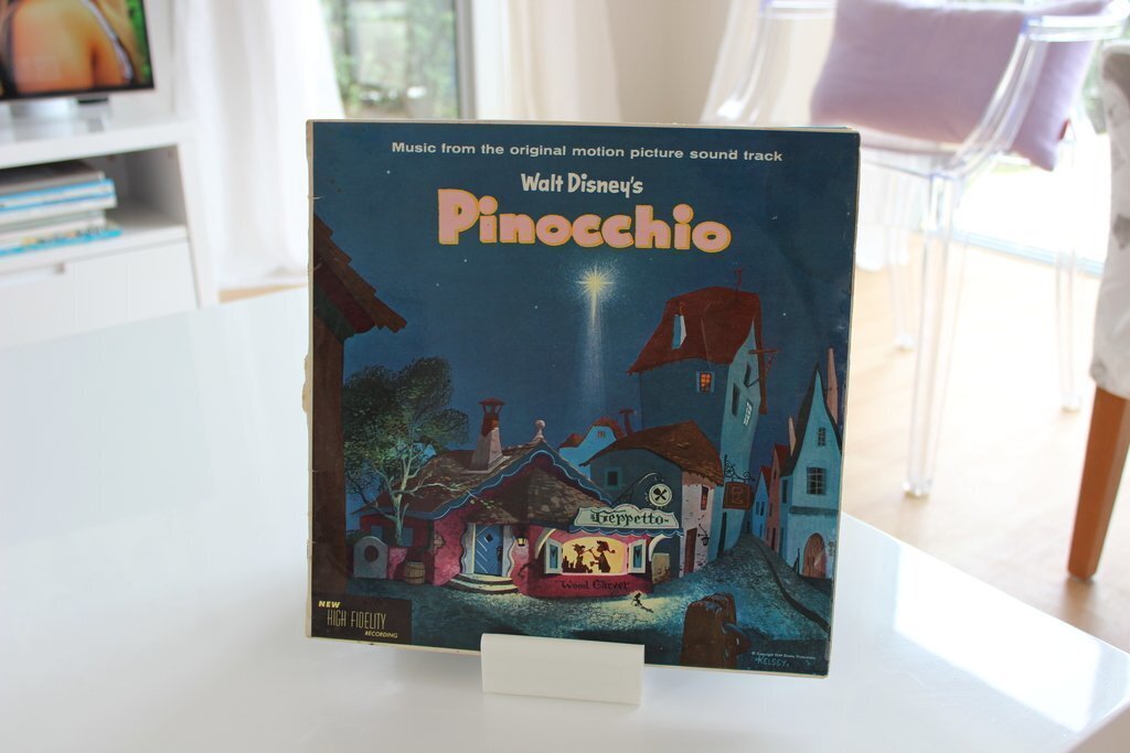 Free STL file Ghostly Vinyl LP CD record stand・3D printing template to ...