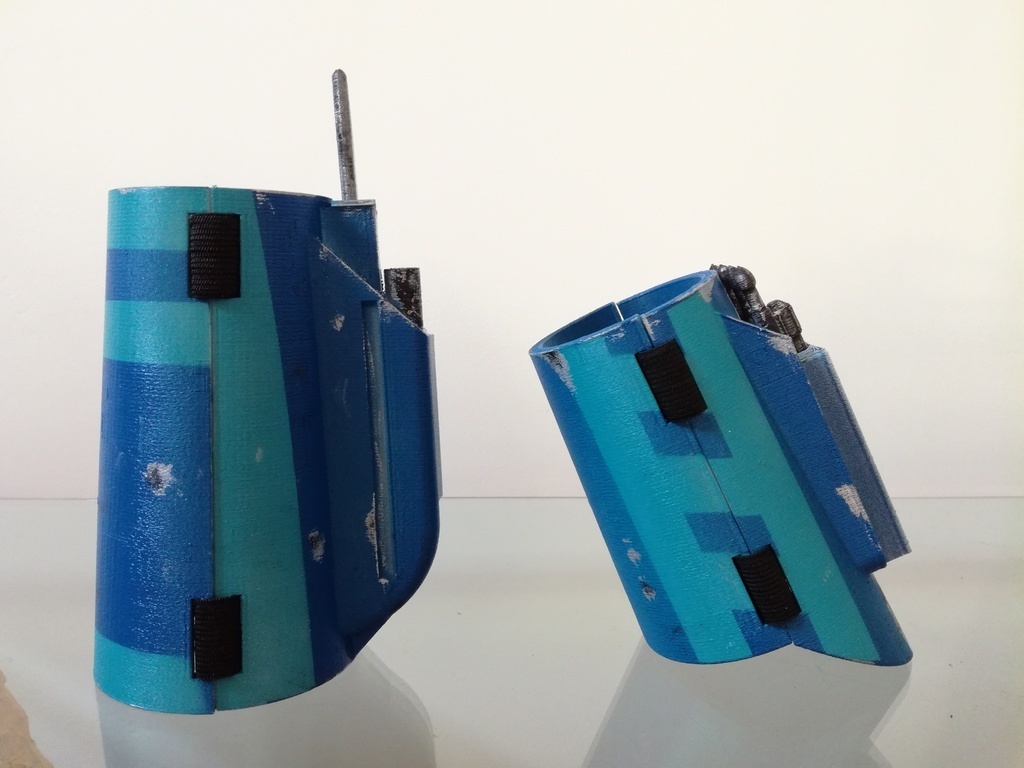 Free 3D file Custom Mandalorian Gauntlets 💪・3D print design to download ...