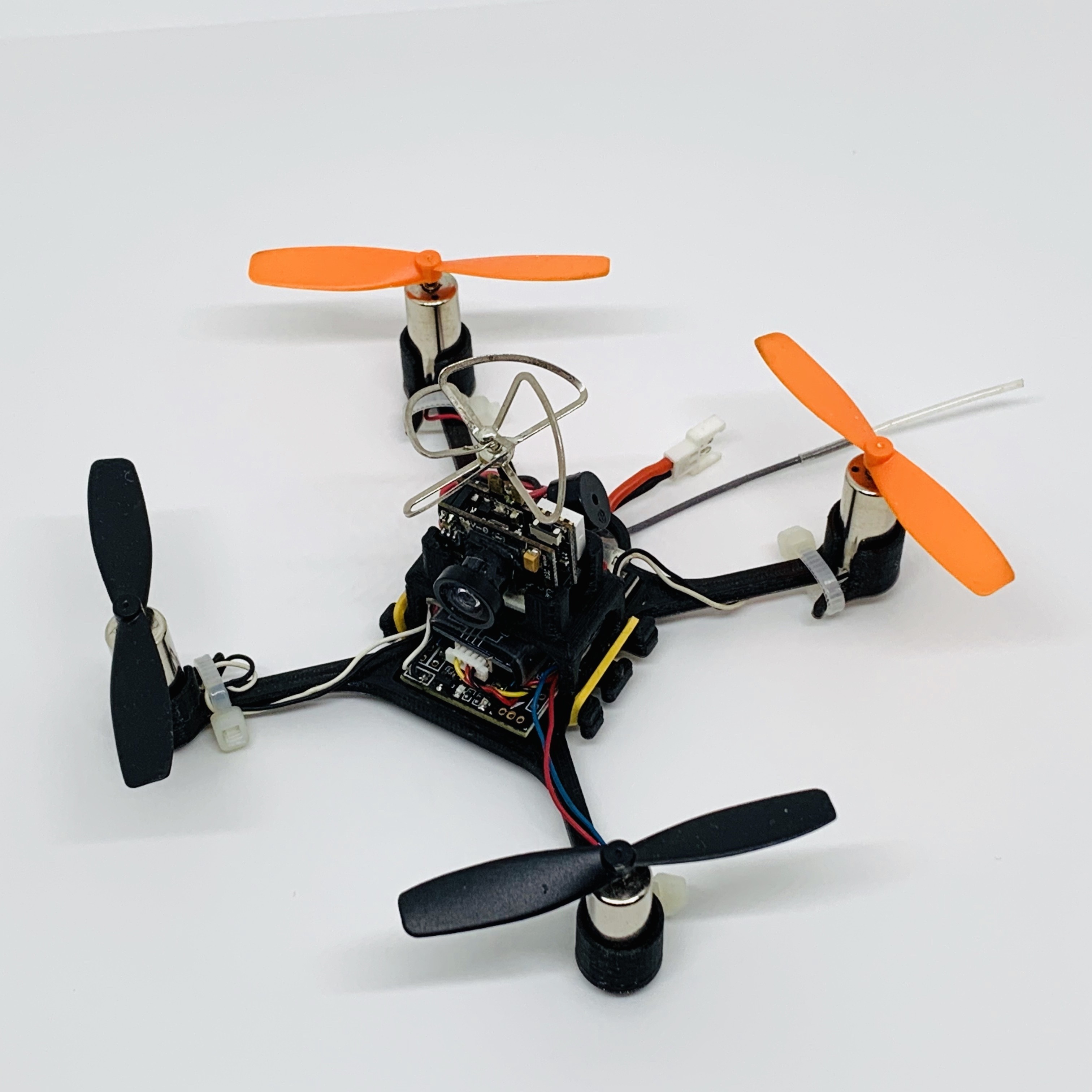 STL file FPV mini quadcopter (90x90 mm)・3D print design to download・Cults