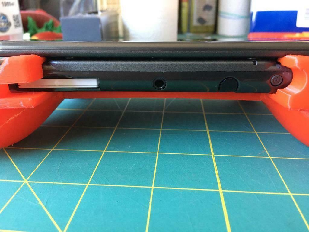 Free STL file New Nintendo 3DS XL ergonomic grip smooth・3D printable ...