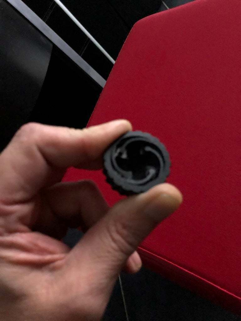 Free STL file IRIS PLUG・Model to download and 3D print・Cults