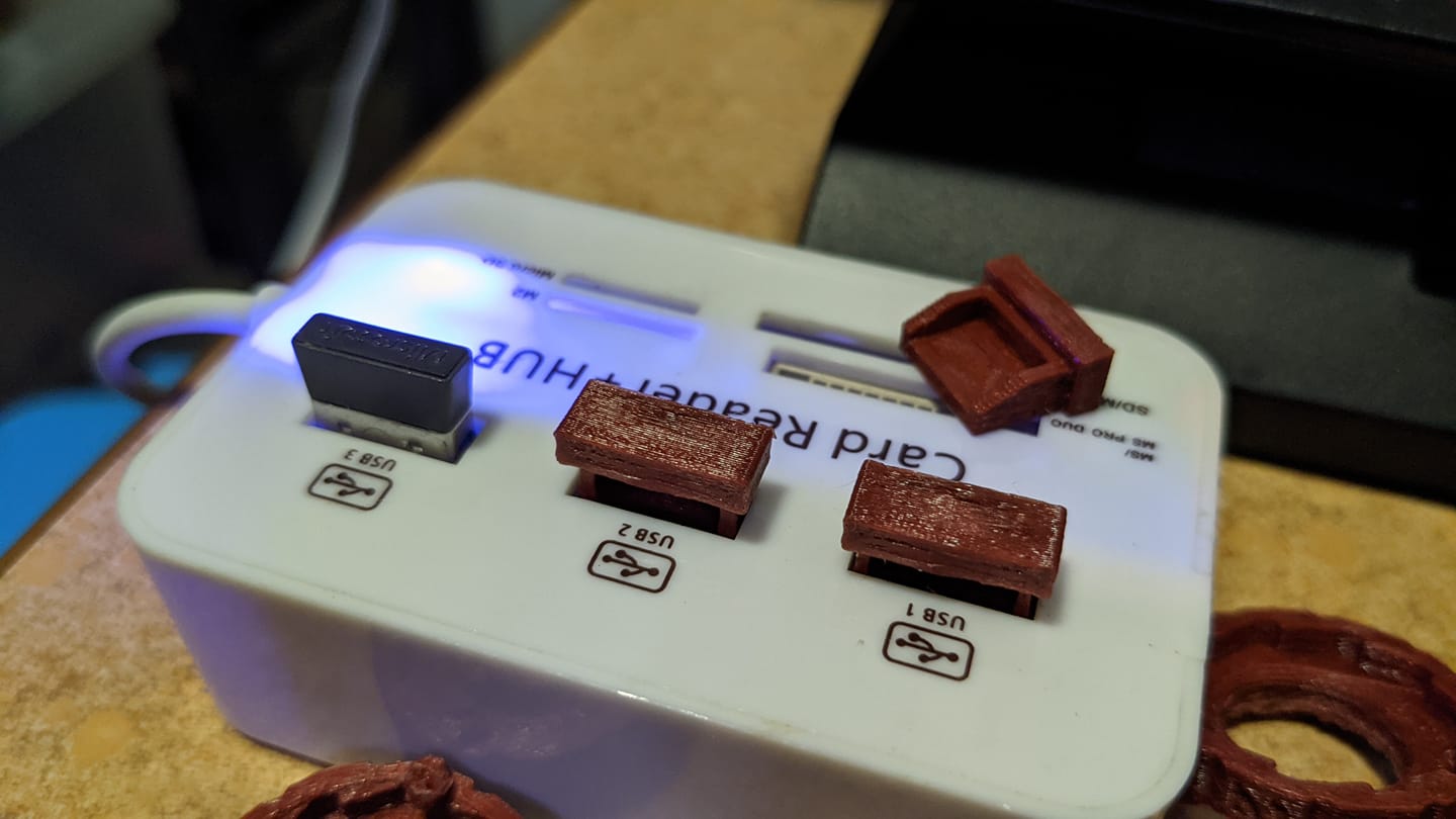 Free STL file USB Plug・3D printable model to download・Cults