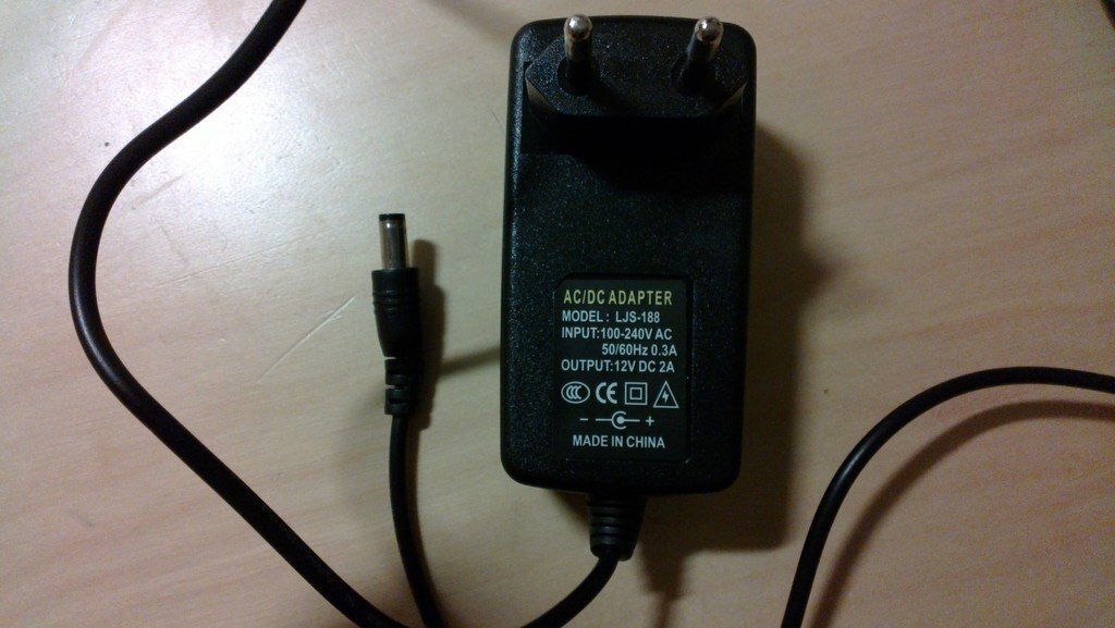 Free STL file LED lamp case for 9 led units, 1440 lumen 🔦・3D printing ...