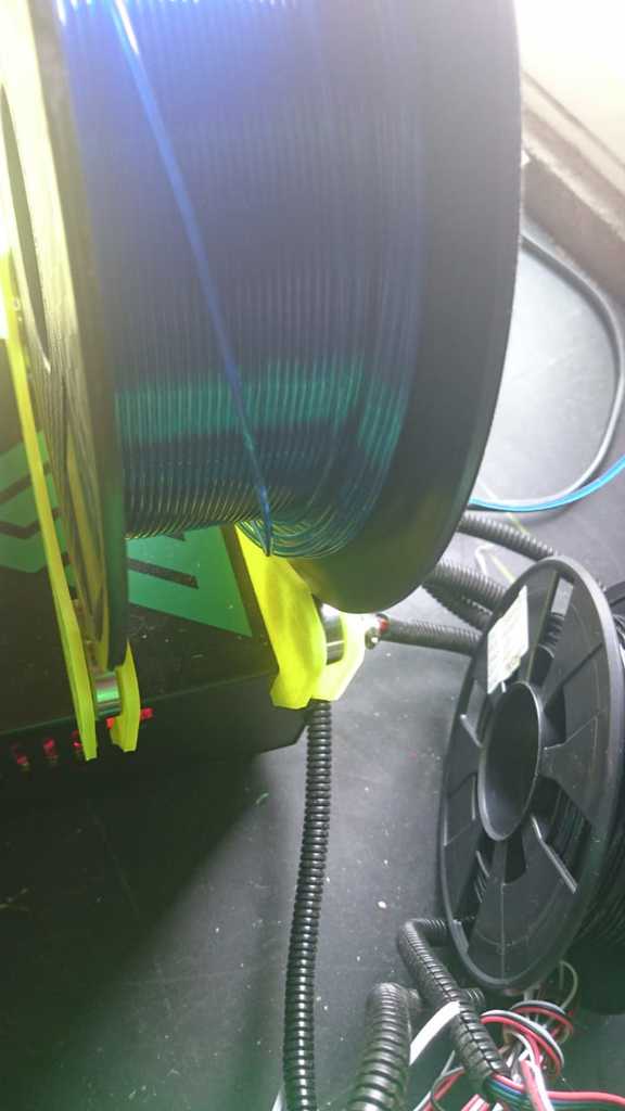 Free 3D file Support for filament reel・3D print model to download・Cults