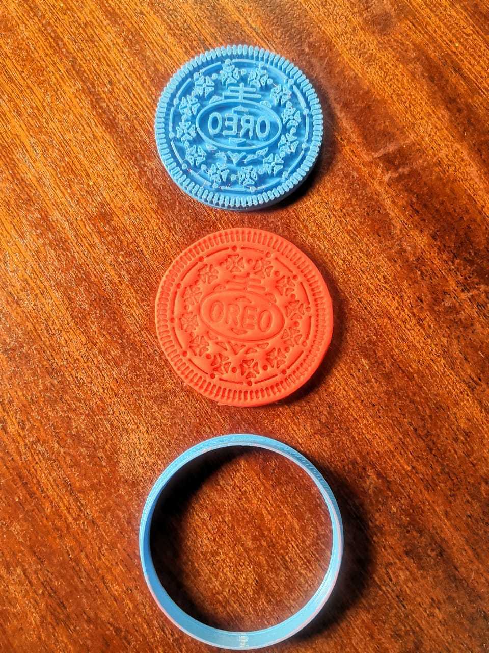 STL file CUTTING OREO・3D printer model to download・Cults