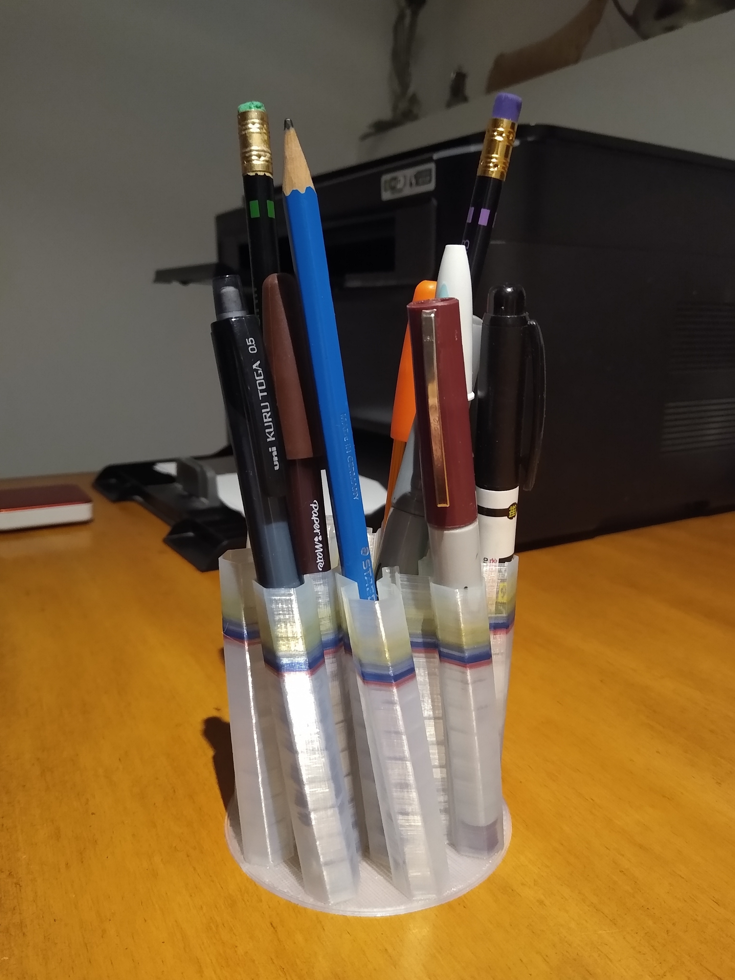 Free STL file Pen holder superlight・3D printer design to download・Cults