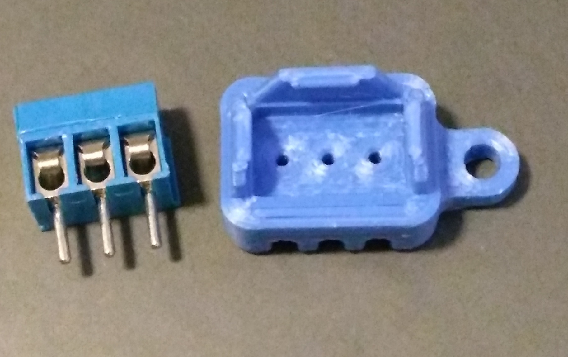 Download free STL file Terminal block PCB holder • 3D printable object ...