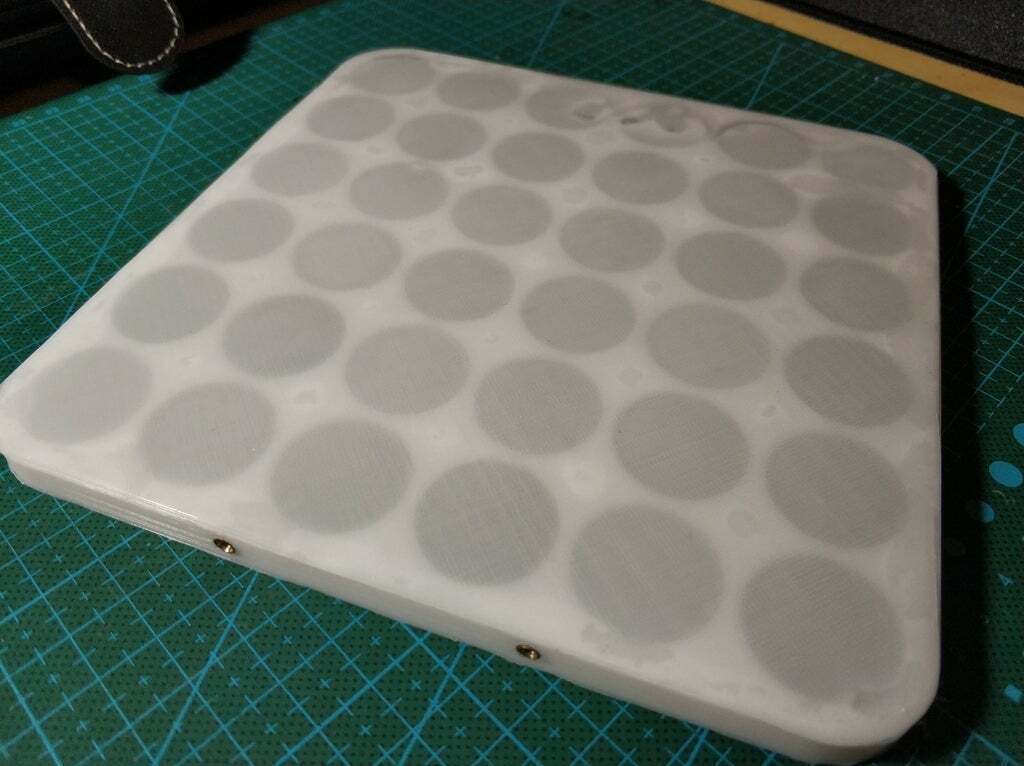 Free STL file Weighted Base for PCB Workstation・3D printing model to ...