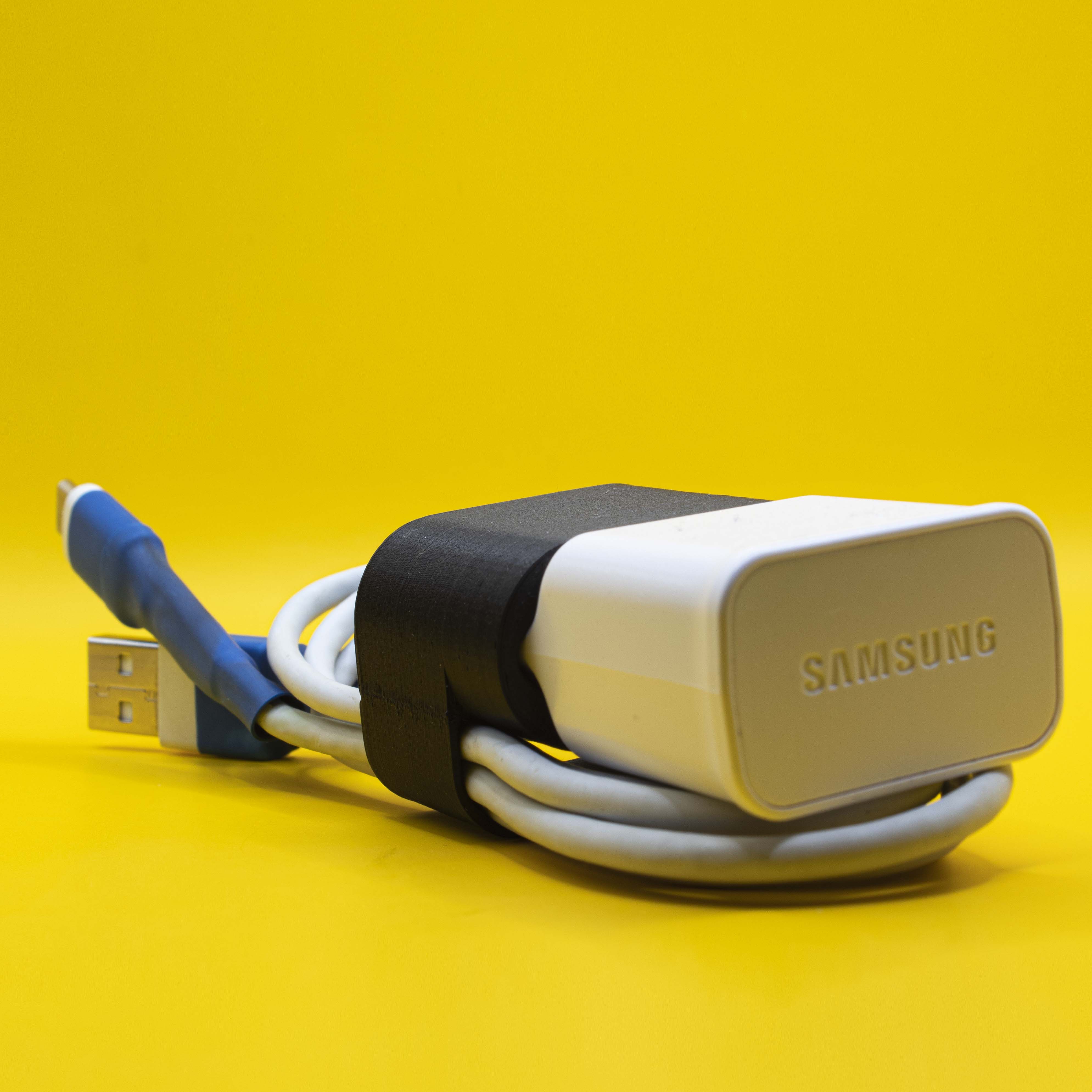 Free STL file Cable holder thingy・Object to download and to 3D print・Cults