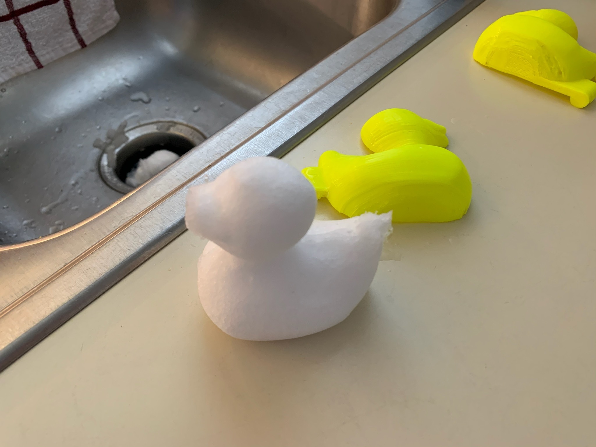 STL file Snow Mold - duck 1/4 in hinge・3D printable model to download・Cults