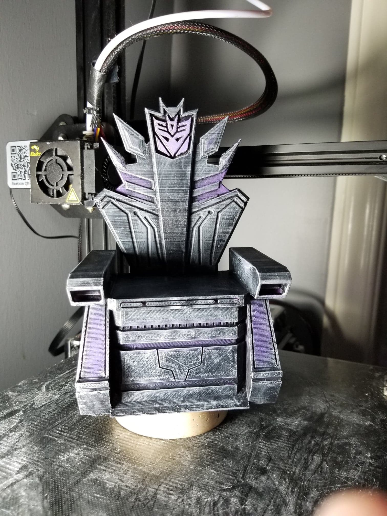 3D file siege megatron Throne・3D printable model to download・Cults