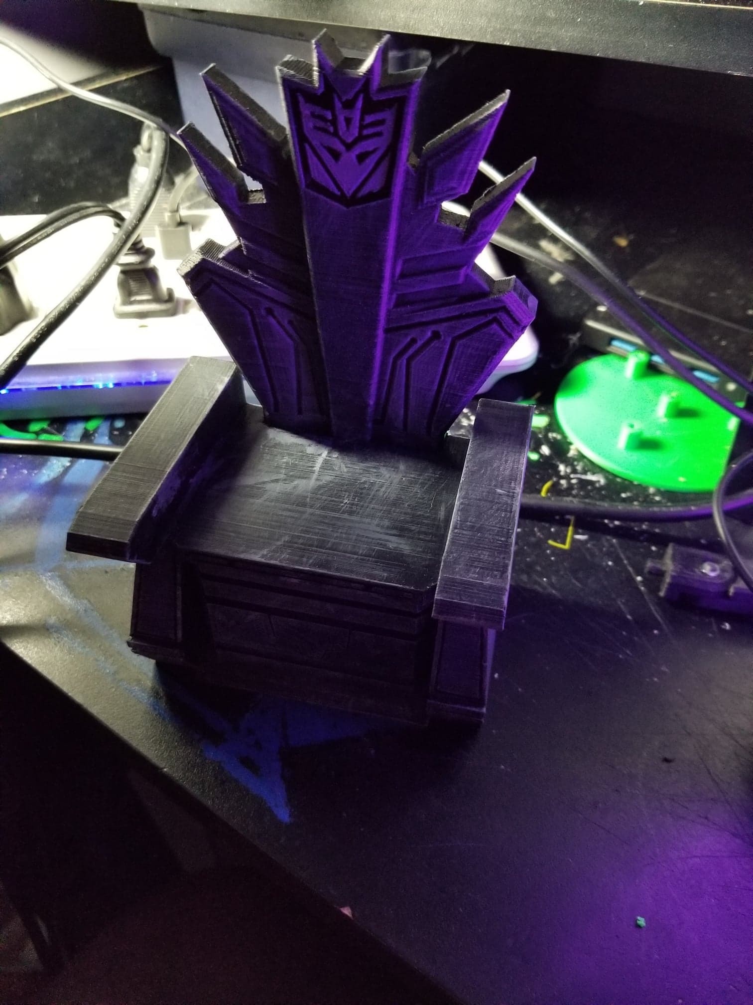 Файл 3D siege megatron Throne・Модель для загрузки и печати в формате 3D ...