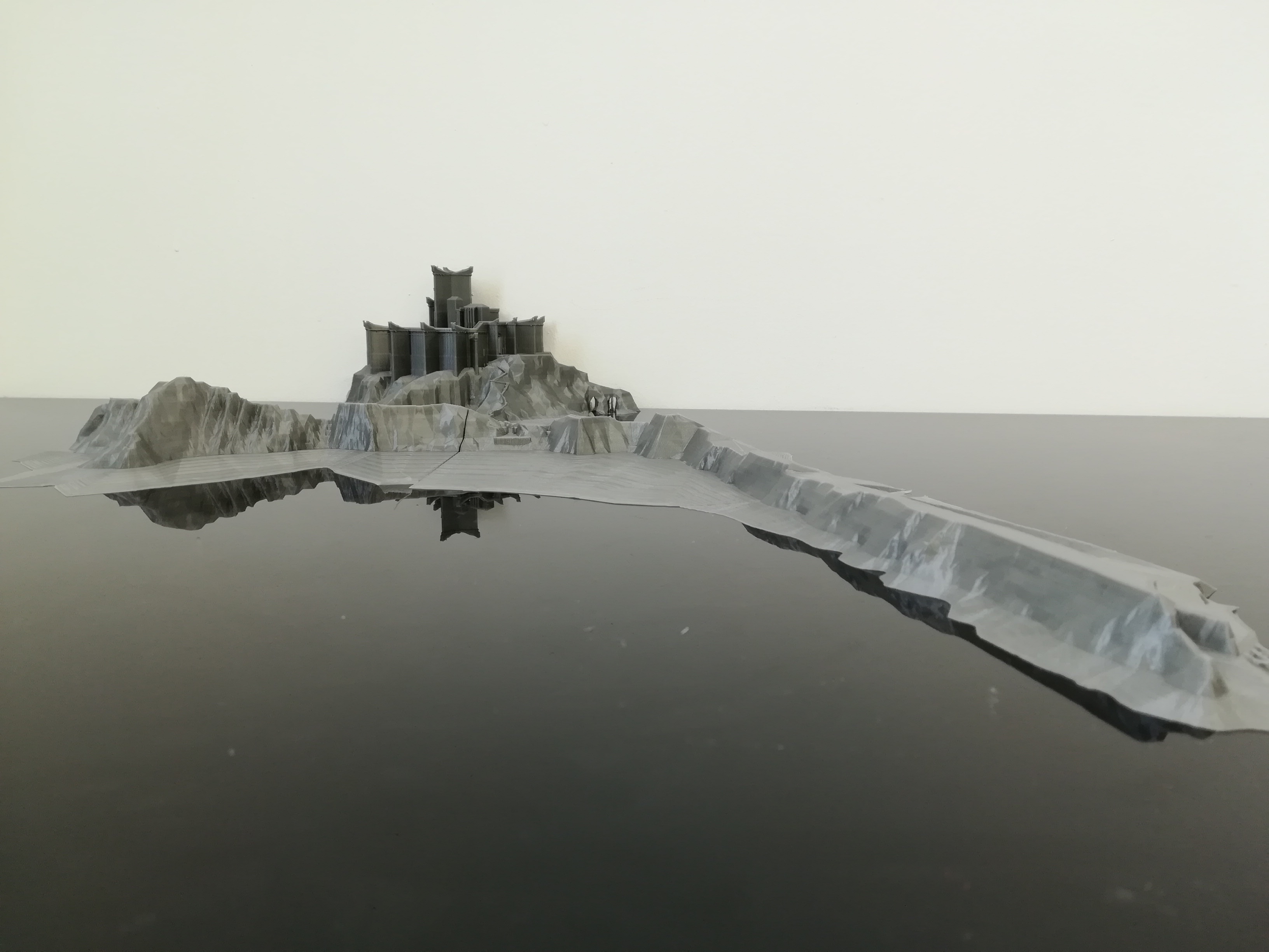 STL file Dragonstone castle・3D printing template to download・Cults