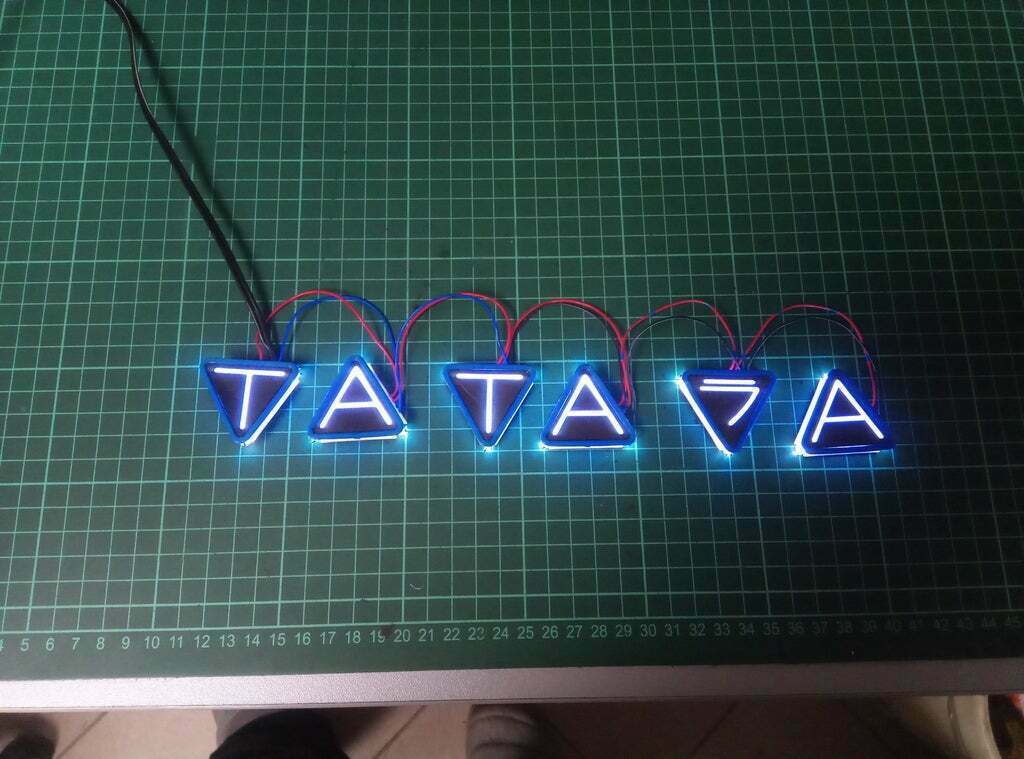 Fichier STL gratuit Rétro-éclairage LED du logo Tatara・Design pour ...