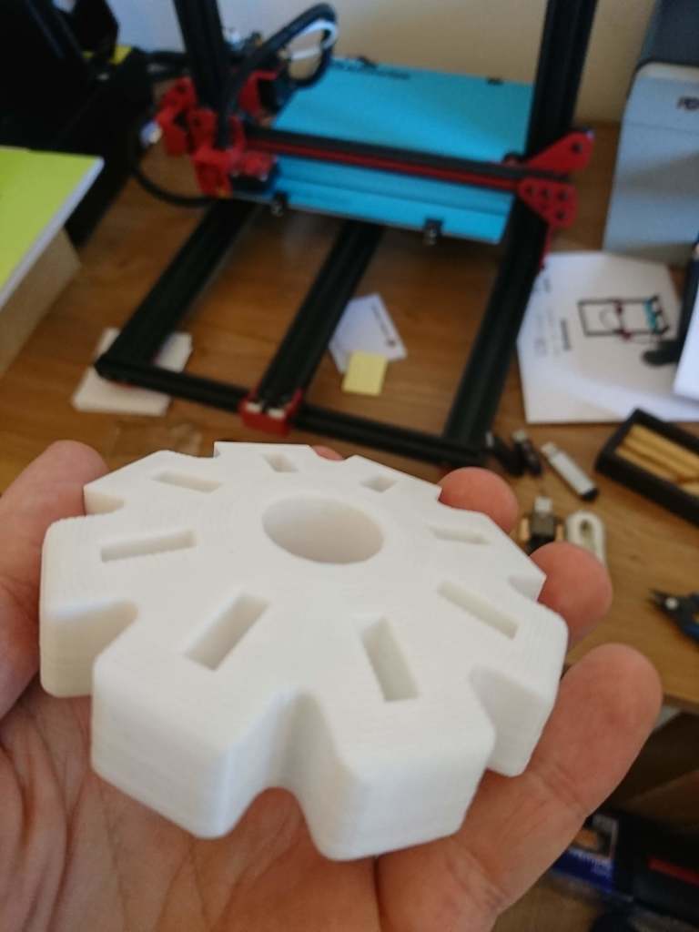 Free 3D file USB Holder・Object to download and to 3D print・Cults