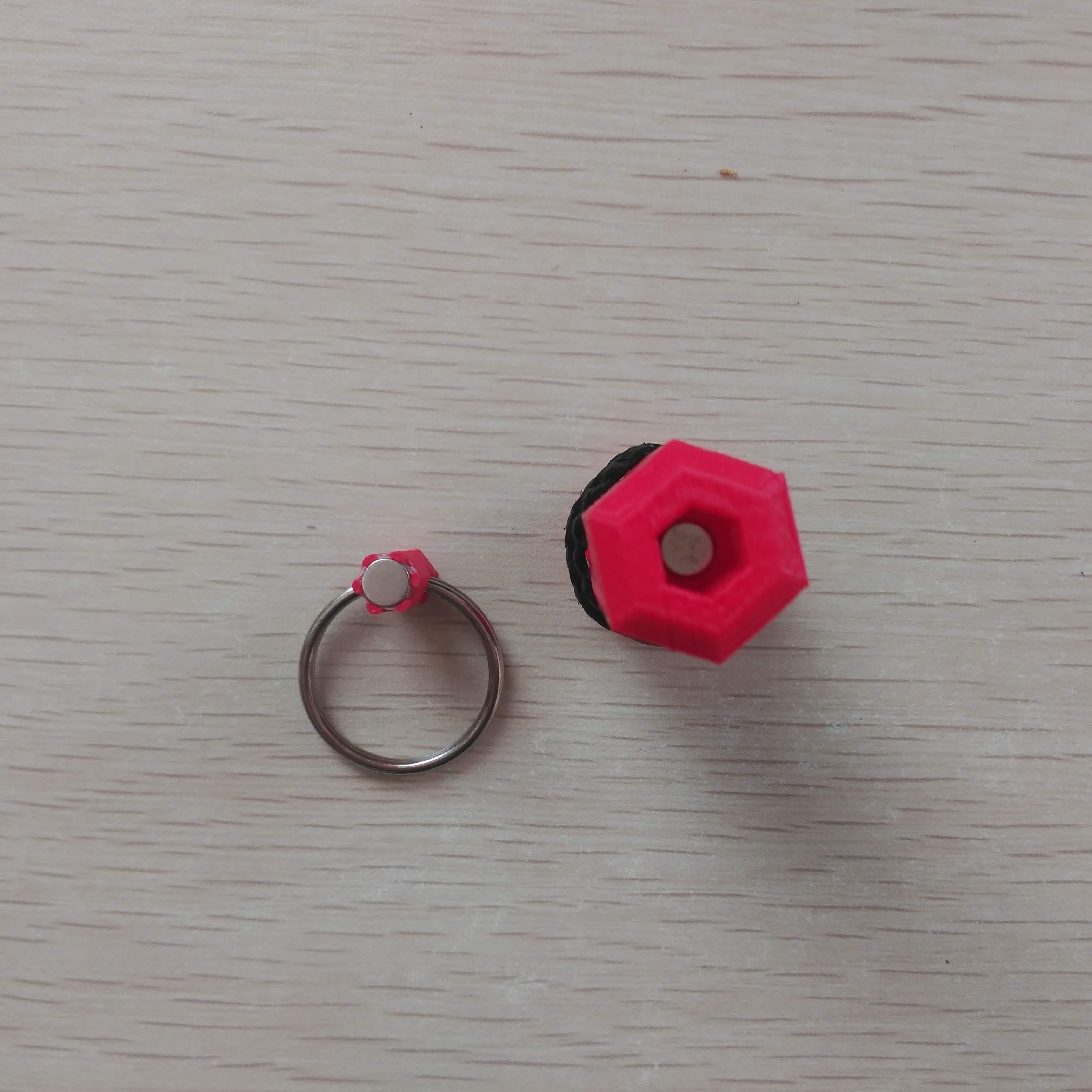 STL file EDC Screwdriver bit holder keychain・Design to download and 3D ...