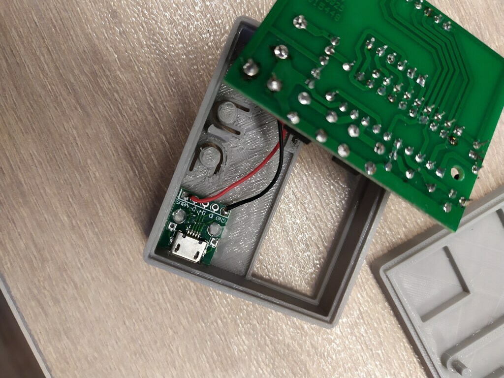 Free 3D file DIY Kits C51 Electronic Clock Case・3D printable model to download・Cults